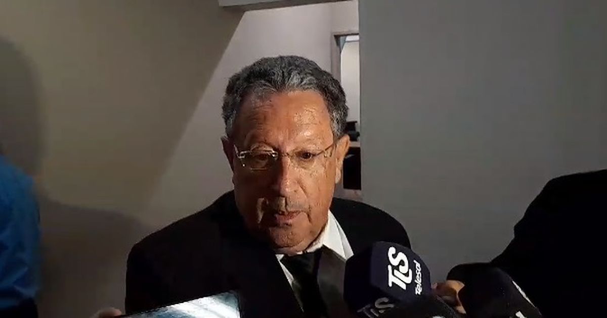 El médico envuelto en polémicas y que ahora ejerce como abogado fue el ... El médico envuelto en polémicas y que ahora ejerce como abogado fue el ...