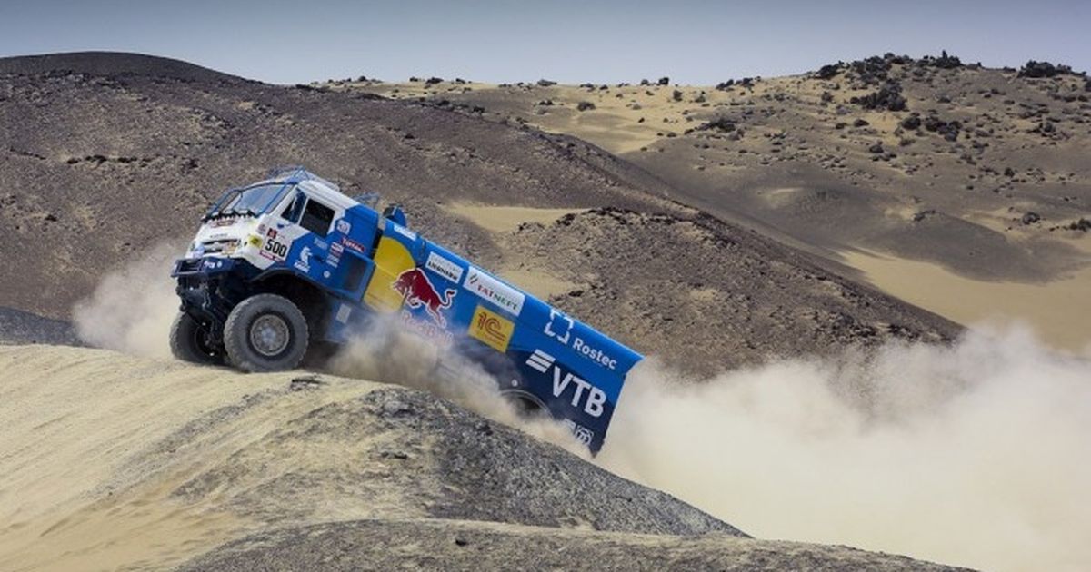 Impresionante video de los camiones del Dakar