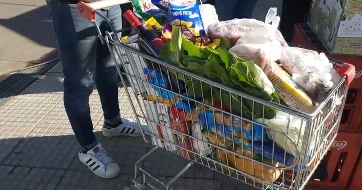 Rivadavia: se hizo la tonta y casi se robó un chango lleno de mercadería