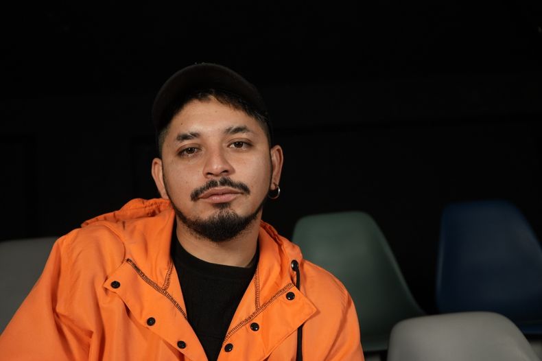 Lucas Sepúlveda, el enamorado del arte que conquista paredes