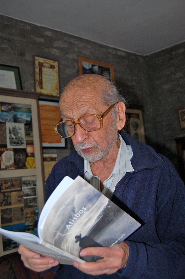 10 poemas destacados de Escudero