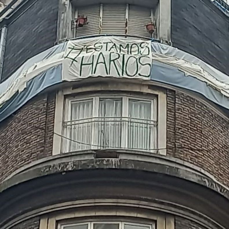 La vecina de Cristina se hizo viral: rodeada de peronistas, habló de la alegría