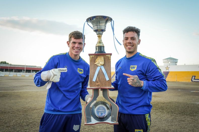 Los hermanos sean campeones, la ley primera de una familia de Chimbas