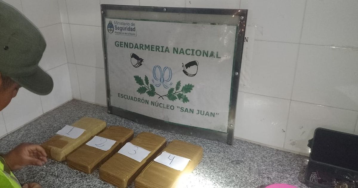 Intentó entrar a San Juan con 4 kilos de marihuana en la mochila y lo detuvieron