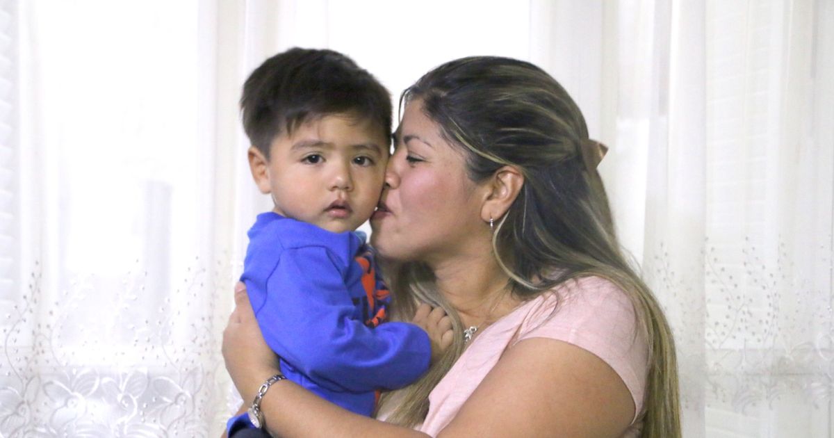 Parió a su hijo contagiada de Covid, estuvo un mes en coma y sobrevivió por un milagro