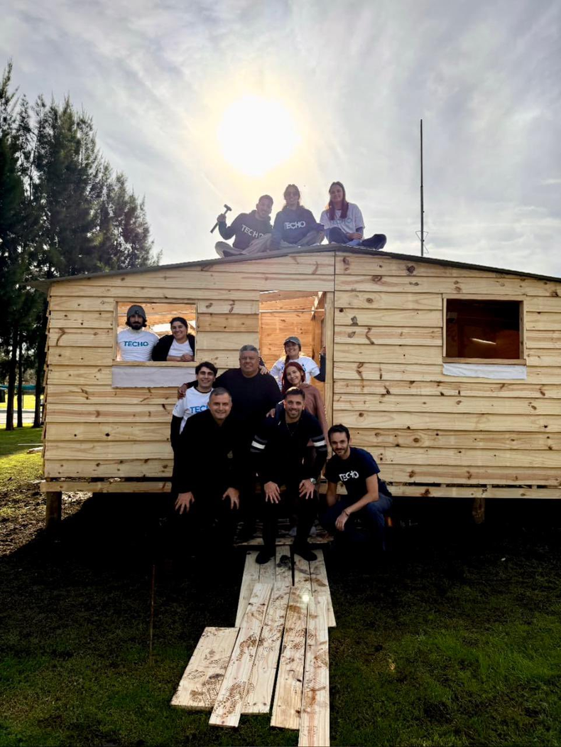 Video: el Chiqui Tapia mostró las casas que donará la AFA e hizo ...