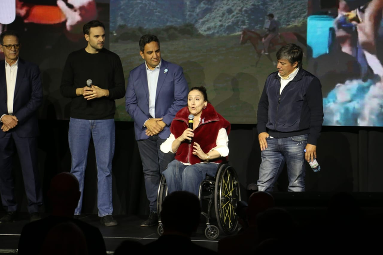 Michetti reapareció en el lanzamiento de Macri y pidió pensar en el futuro