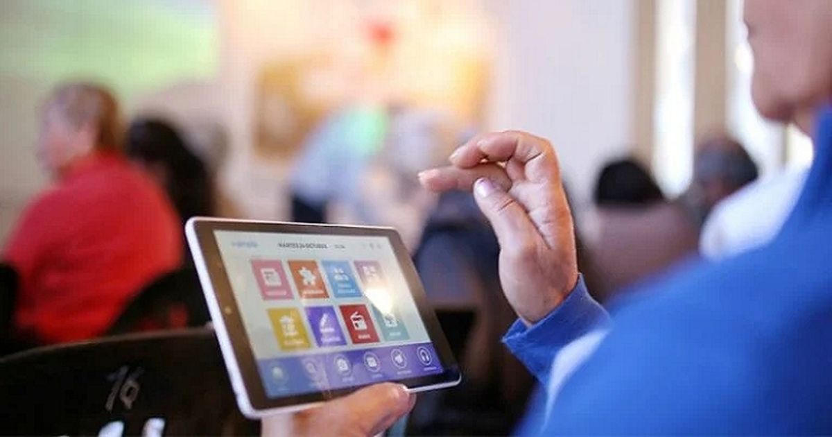 Tablets para jubilados: prestá atención a esta info para que no te estafen