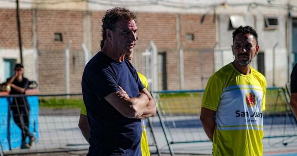 Los 35 futbolistas que eligió Ricardo Dillon para disputar la copa más ...