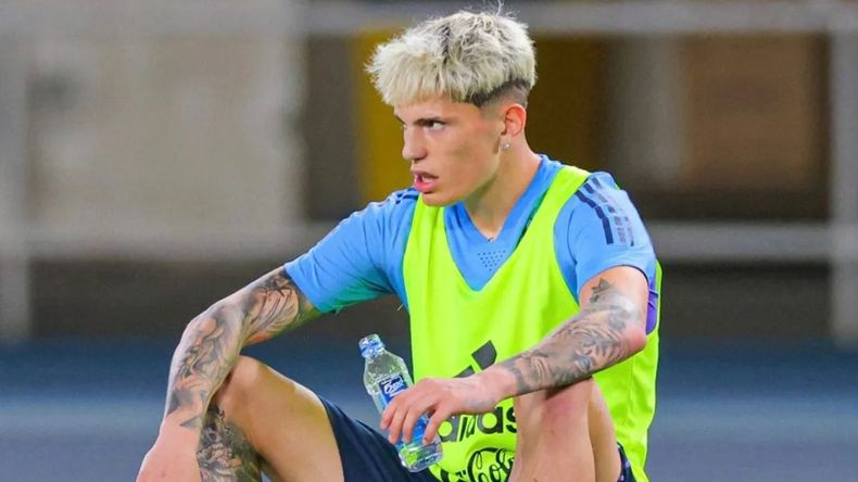 Alejandro Garnacho, a corazón abierto: familia, la Selección y el ...