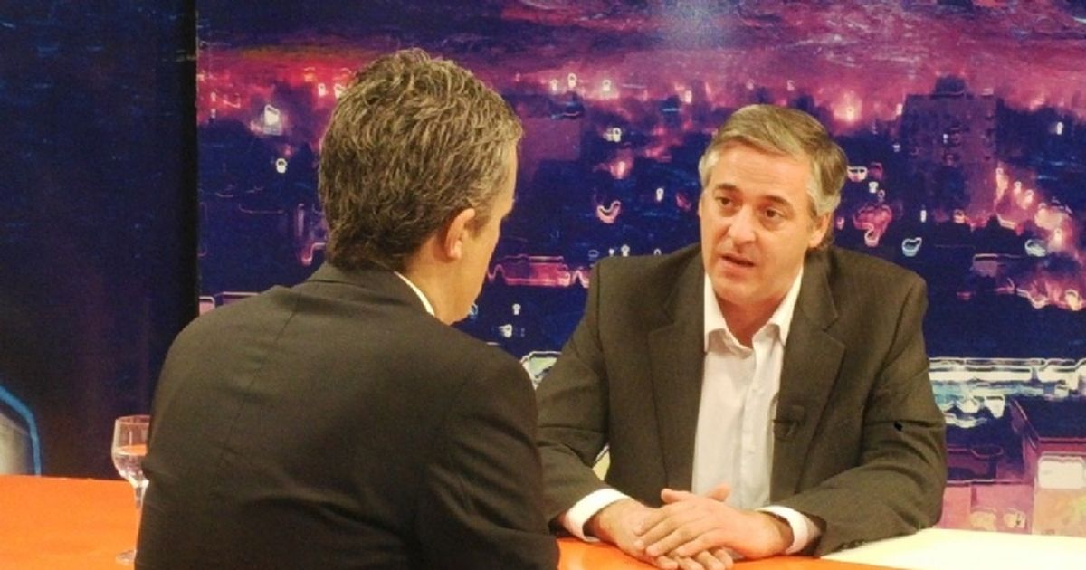 El ex ministro Adrián Cuevas chocó contra un caballo en Ruta 40