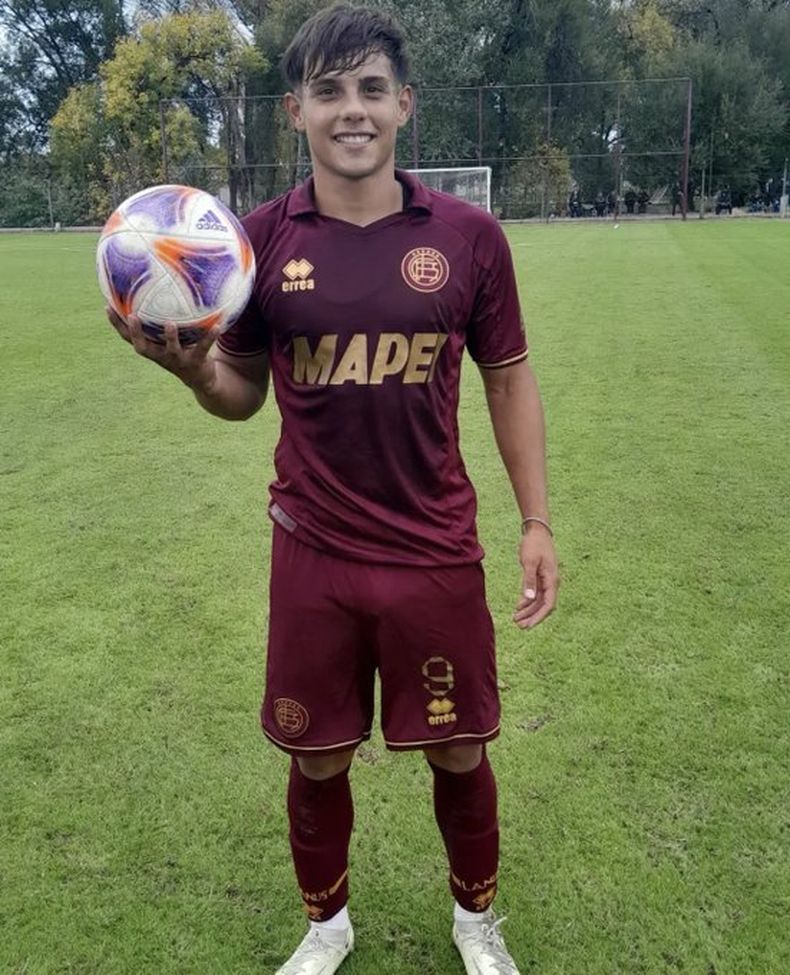 Es caucetero, el año pasado fue el máximo artillero de Lanús y ahora se ...