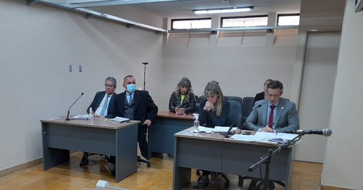 Con un Mario Parisí ausente, su defensa insistió con dos planteos para ...