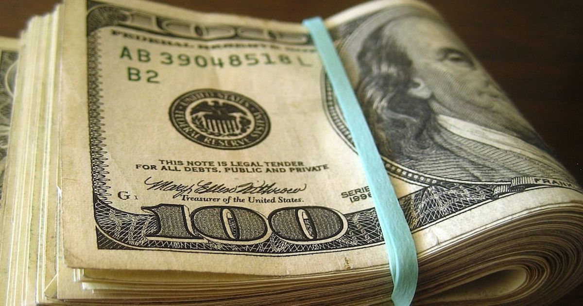 Dólar blue: un resbalón ¿que anticipa una caída más aguda?