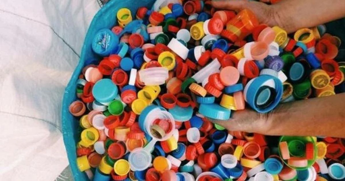 Un reconocido colegio sanjuanino recolectará tapitas y plásticos opacos