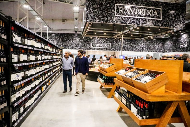 El nuevo Café América abrió sus puertas: modernización y más puestos de ...