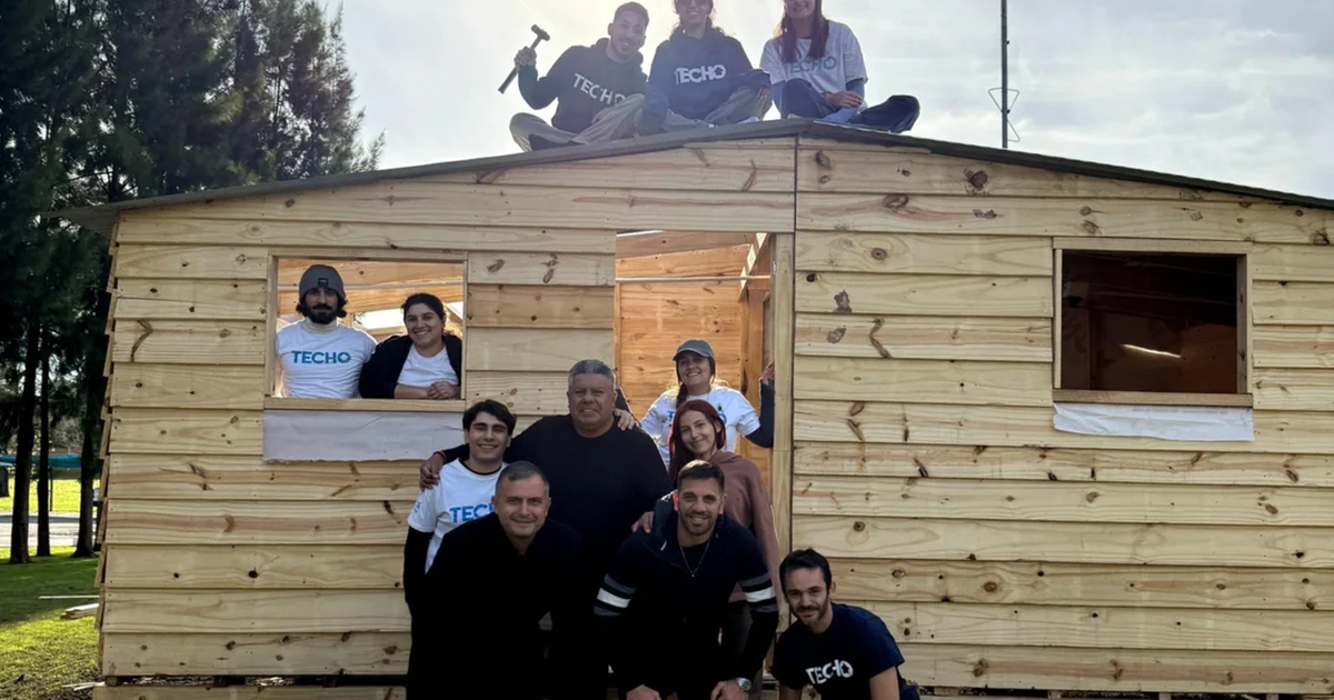 Video: el Chiqui Tapia mostró las casas que donará la AFA e hizo ...